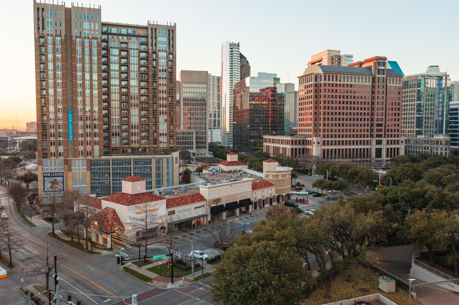 Uptown Plaza - SHOP Companies